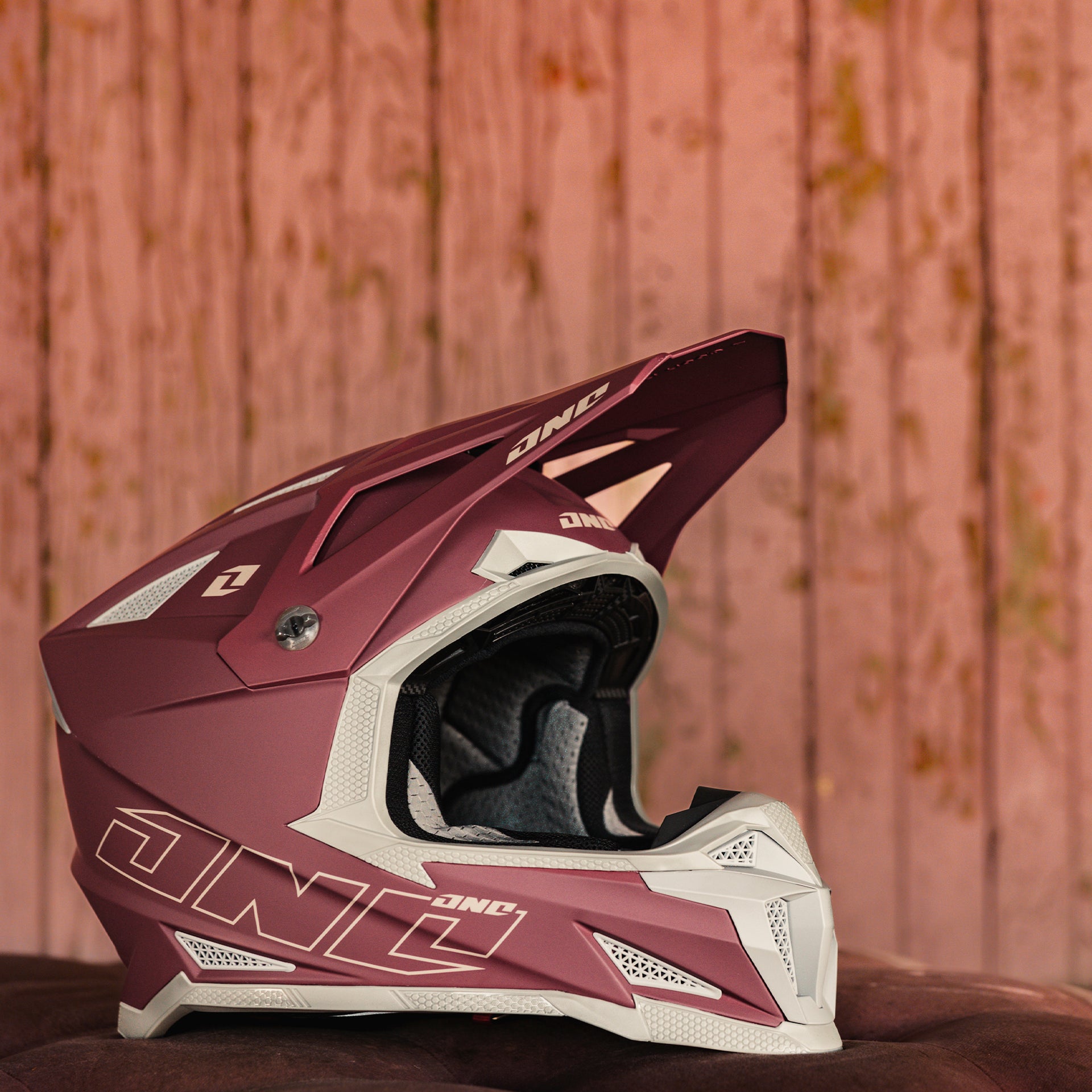 X-297 HELMET - HORIZON BLACK CHERRY – ONE Industries